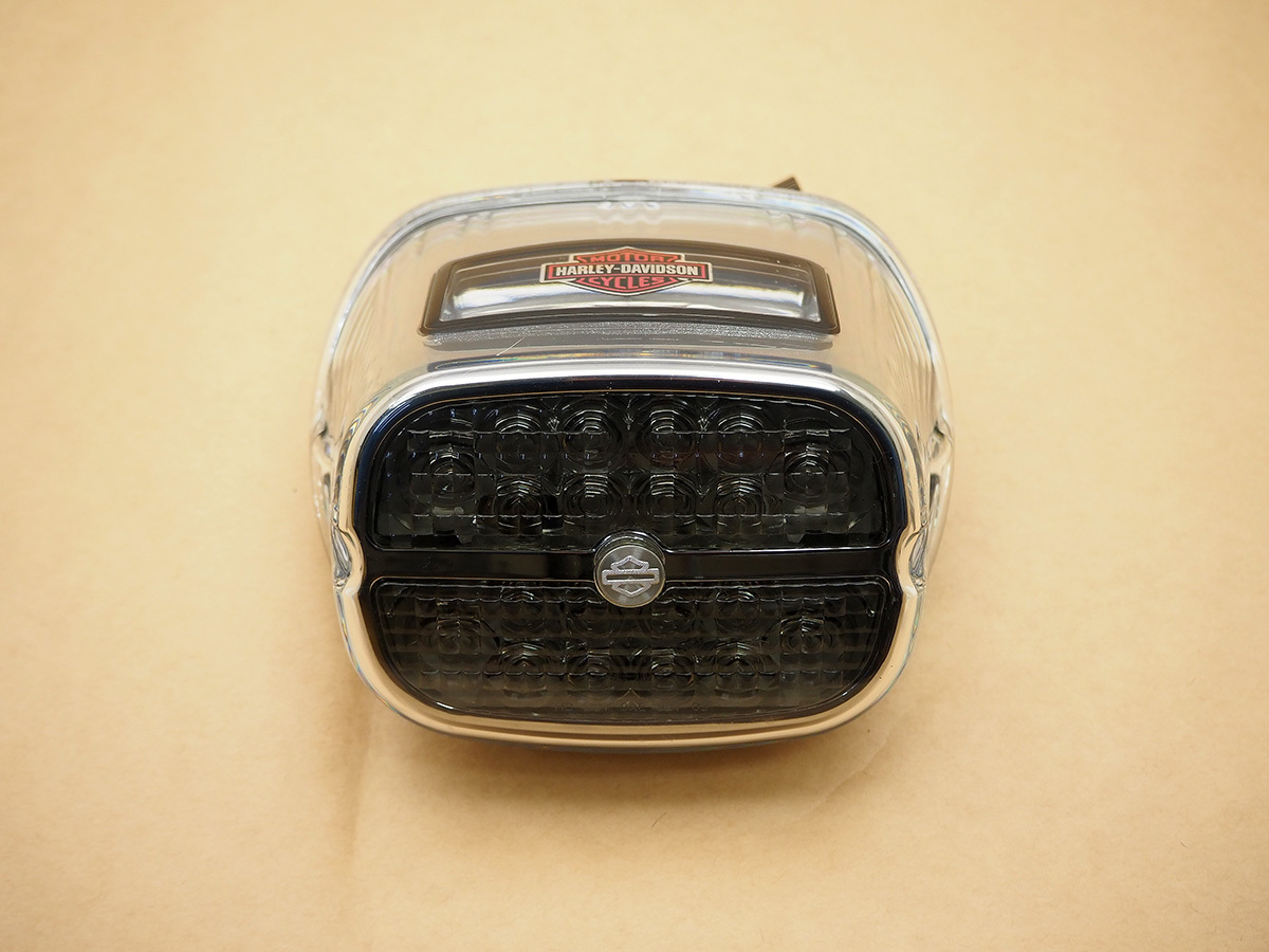 ★ハーレー スポーツスター ダイナ 純正オプション LEDテールライト テールランプ 品番：68086-08 (210507DF0034)の ...