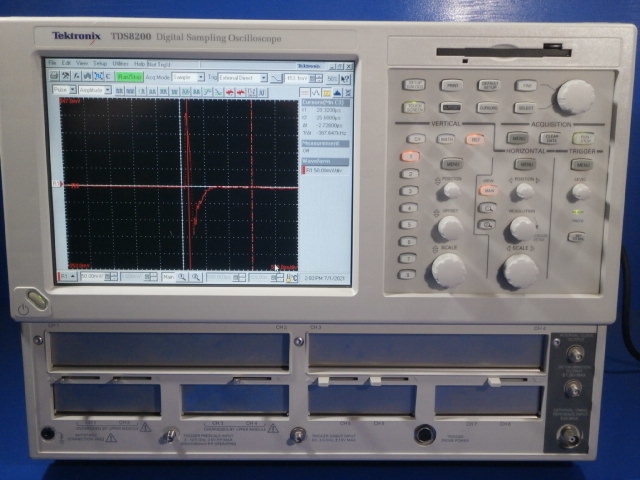 【やや傷や汚れあり】Tektronix TDS8200 Oscilloscopeの落札情報詳細 - Yahoo!オークション落札価格検索 オークフリー