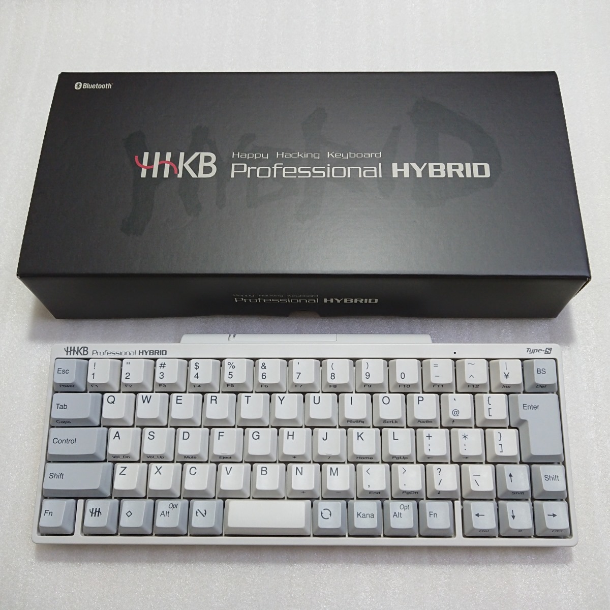 PFU HHKB Professional HYBRID Type-S 日本語 白 PD-KB820WS USB Bluetooth キーボード 有線 無線 静電容量 静音 Happy ...