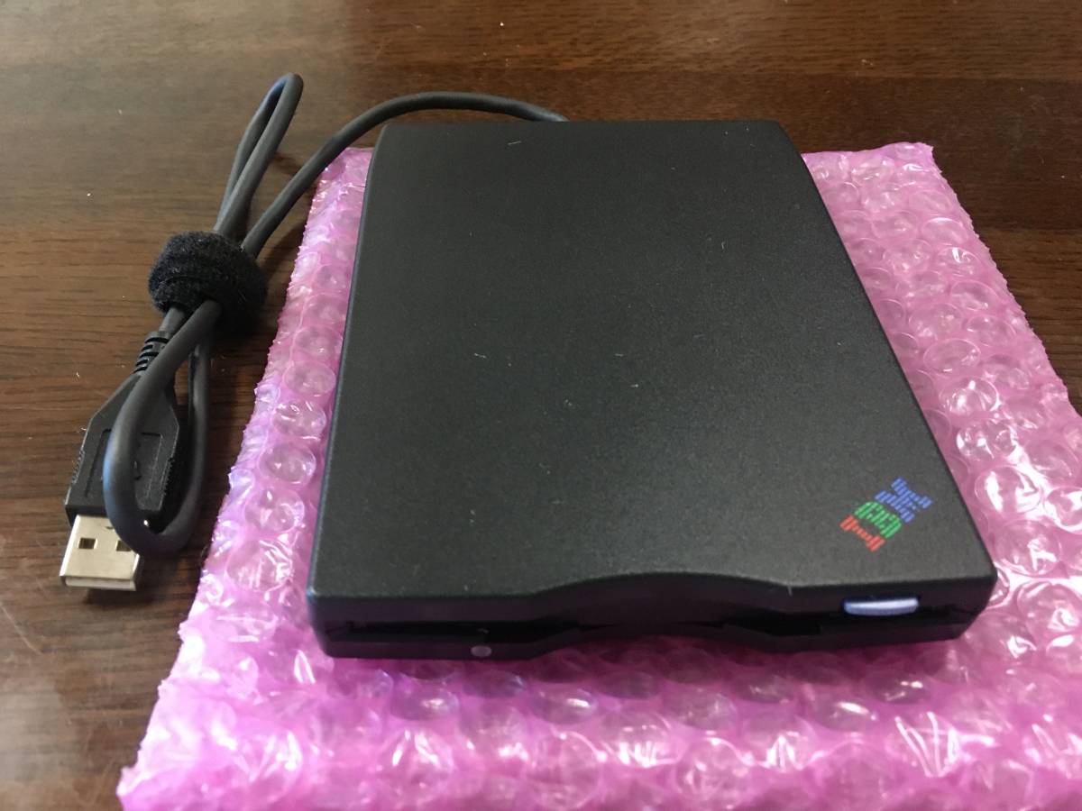 【目立った傷や汚れなし】IBM ThinkPad USBフロッピードライブ1個 ＋ ACアダプター2個 計3個セット ジャンク品 FDD ...