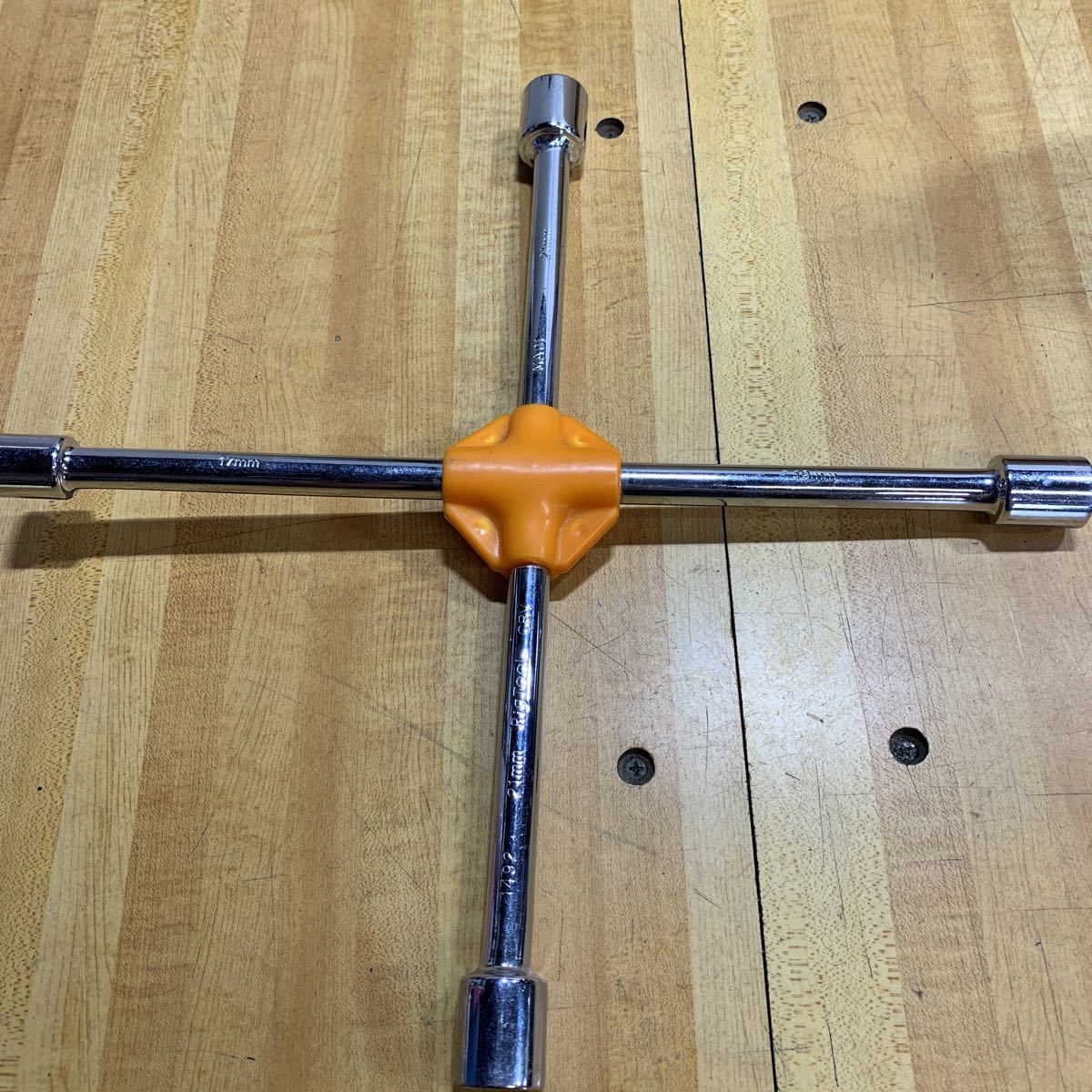 【やや傷や汚れあり】452106 クロスレンチ 十字レンチ RigTool CRVの落札情報詳細 - ヤフオク落札価格情報 オークフリー