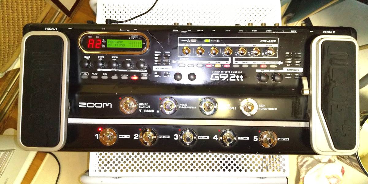 【やや傷や汚れあり】ZOOM ギターエフェクツコンソール G9.2ttの落札情報詳細 - ヤフオク落札価格検索 オークフリー