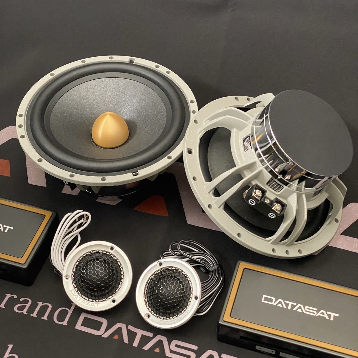【未使用】【保証付】【超高音質】DATASAT RS685 ハンドメイドハイエンド2wayスピーカーセット 2wayコンポーネント(17cm ...