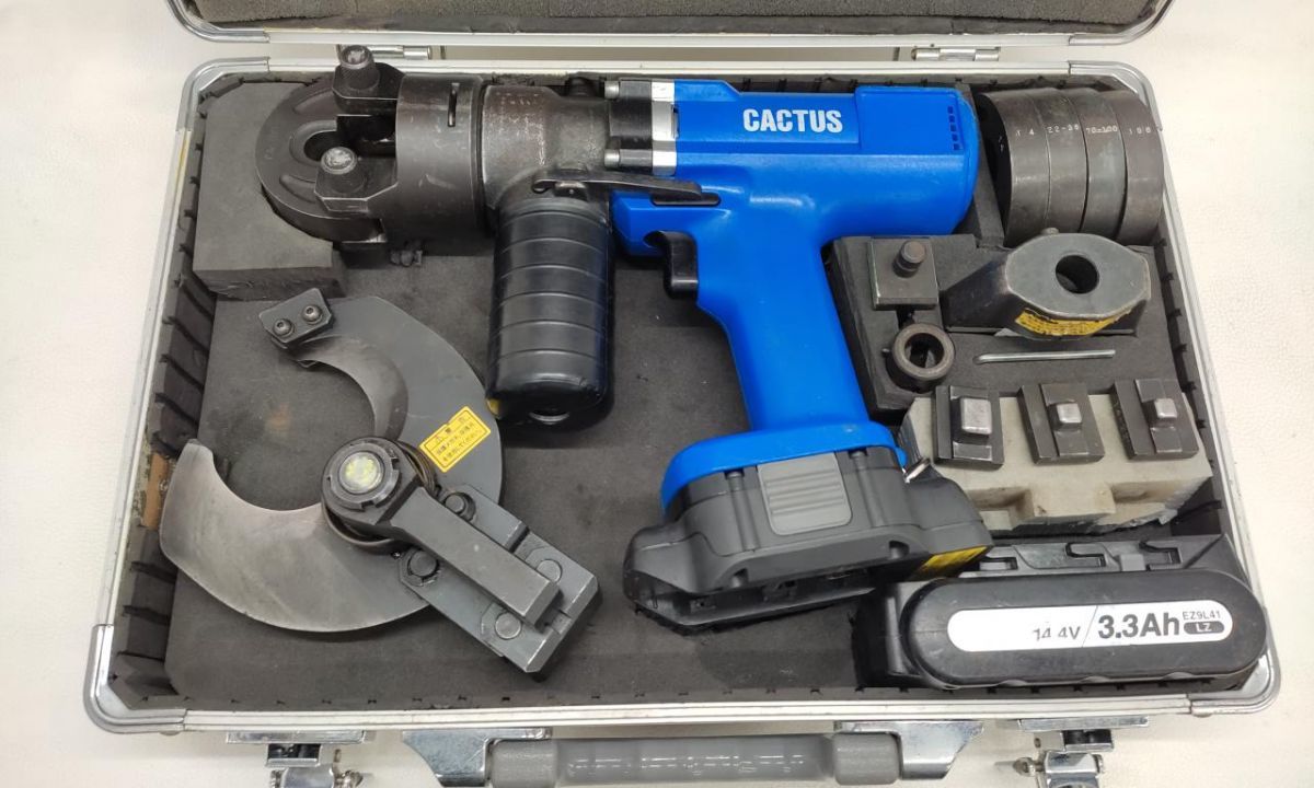 【やや傷や汚れあり】【中古良品】 CACTUS EV-150 クリンプボーイ 動確済 リチウムバッテリー用アダプター ケーブルカッター付 ...