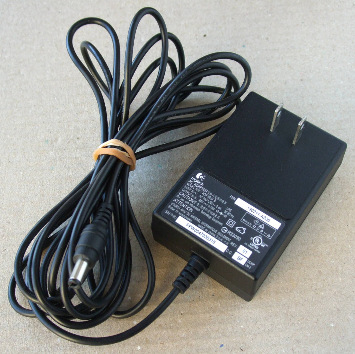 【やや傷や汚れあり】即決！ Logitech ロジクール GT FORCE PRO 純正 ACアダプター ADP-18LB B センタープラス ...