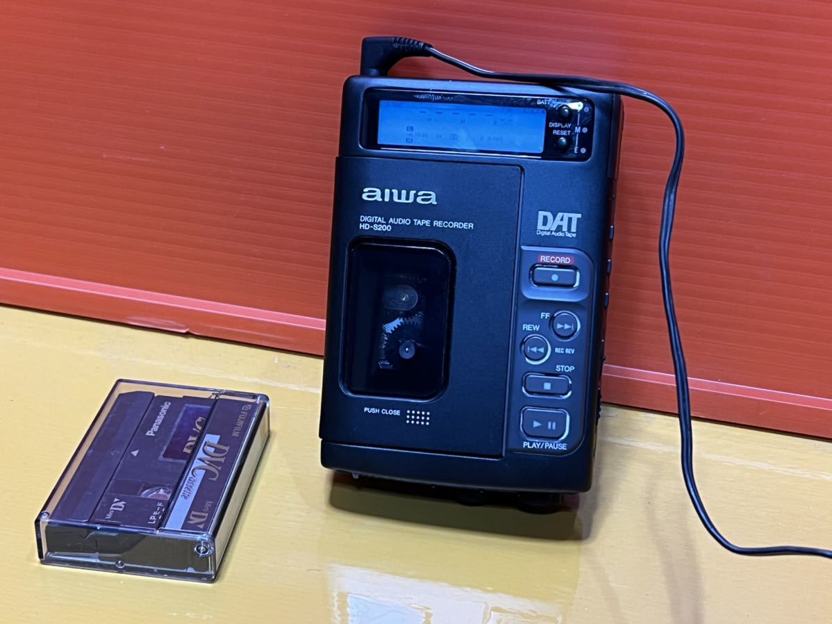 【やや傷や汚れあり】アイワ Aiwa DAT WALKMAN デジタルオーディオテープレコーダー Digital Audio Tape HD ...