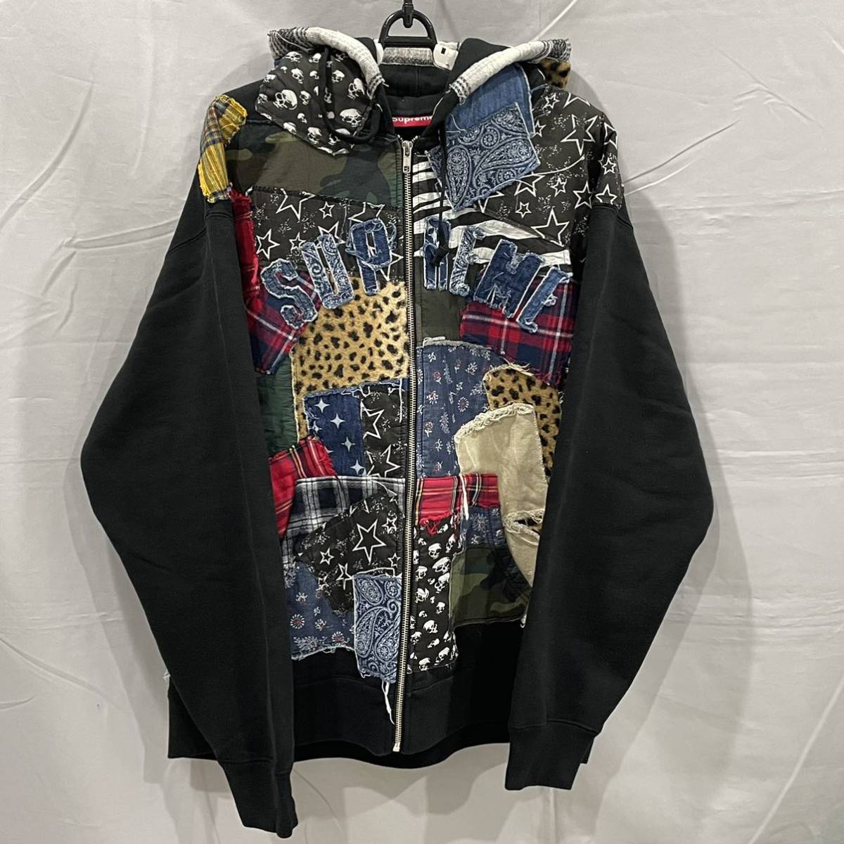 【未使用】新品 XL SUPREME 2022FW Patchwork Zip Up Hooded Sweatshirt パーカー ブラック フルジップパーカーの落札情報詳細 - ヤフオク落札 ...
