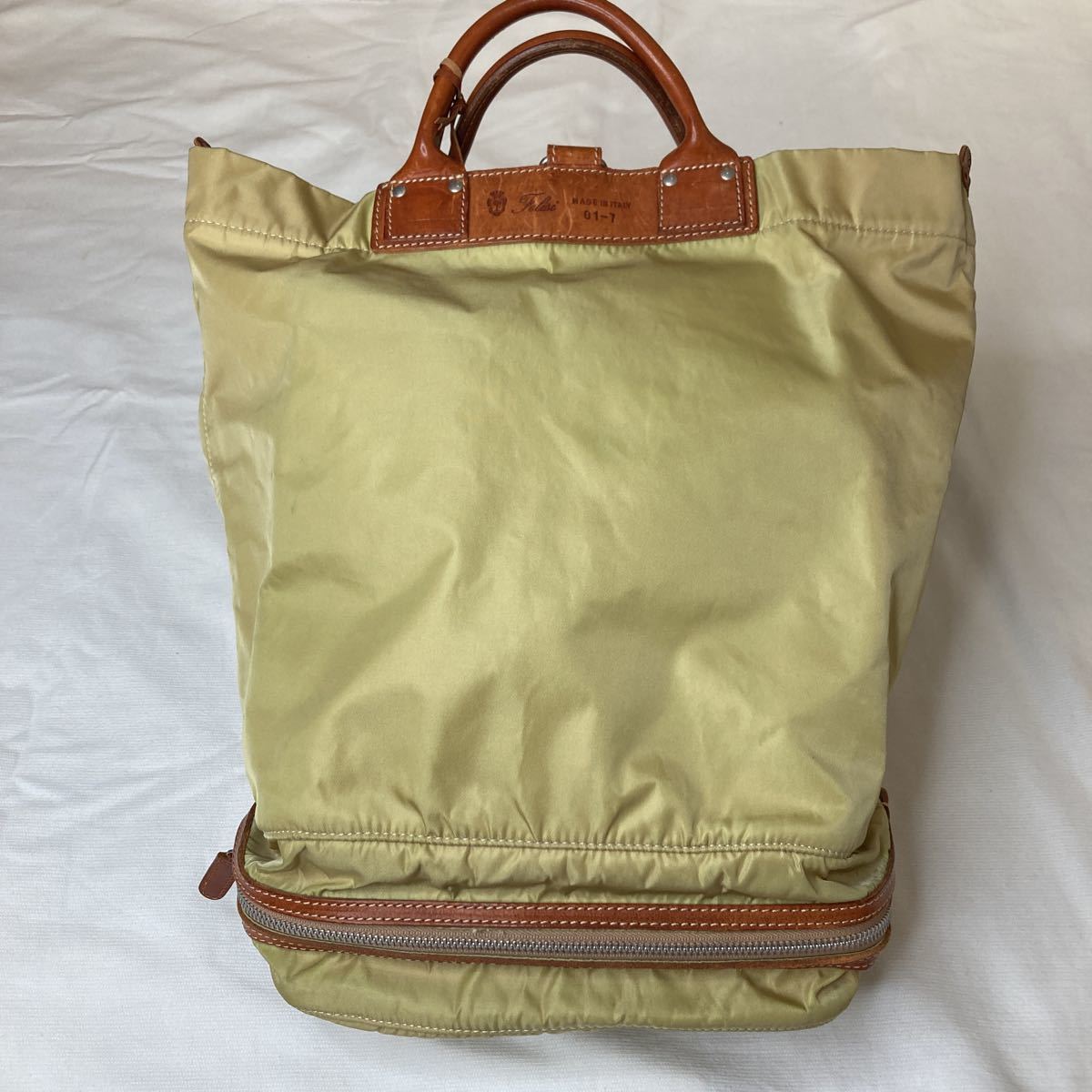 【やや傷や汚れあり】フェリージ felisi イタリア製 2wayバッグ グリーン ウグイス色 01-7 廃盤モデル トートバック リュック 色褪せあり レザーハンドル メンズの落札情報詳細 ...