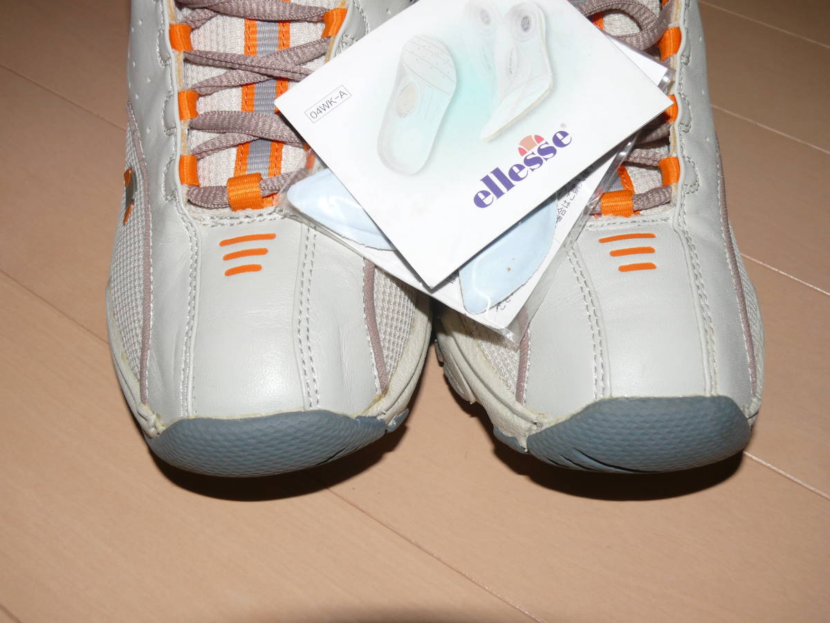 【未使用】 ★未使用・タグ付き！定形外対応！【ellesse エレッセ】ウォーキングシューズ/スニーカー 24.0cm★ の落札情報詳細 - Yahoo!オークション落札価格検索 オークフリー