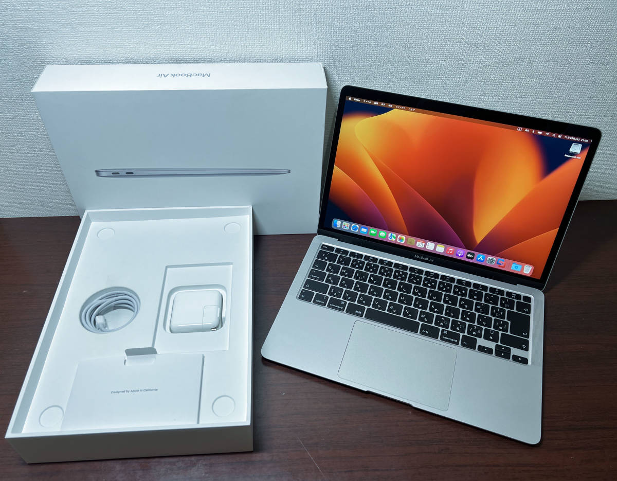 【未使用に近い】【新品同様】 Macbook Air 2020 M1 8GB 512GB 充放電 18 回 Intel からの乗り換え者様に ...