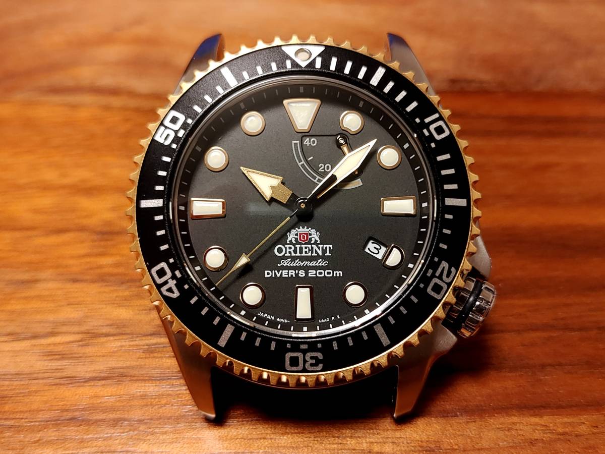 【目立った傷や汚れなし】【中古ほぼ未使用.訳あり品】オリエント/ ORIENT 200m JIS規格 スキューバダイバー RA-EL0003B ...
