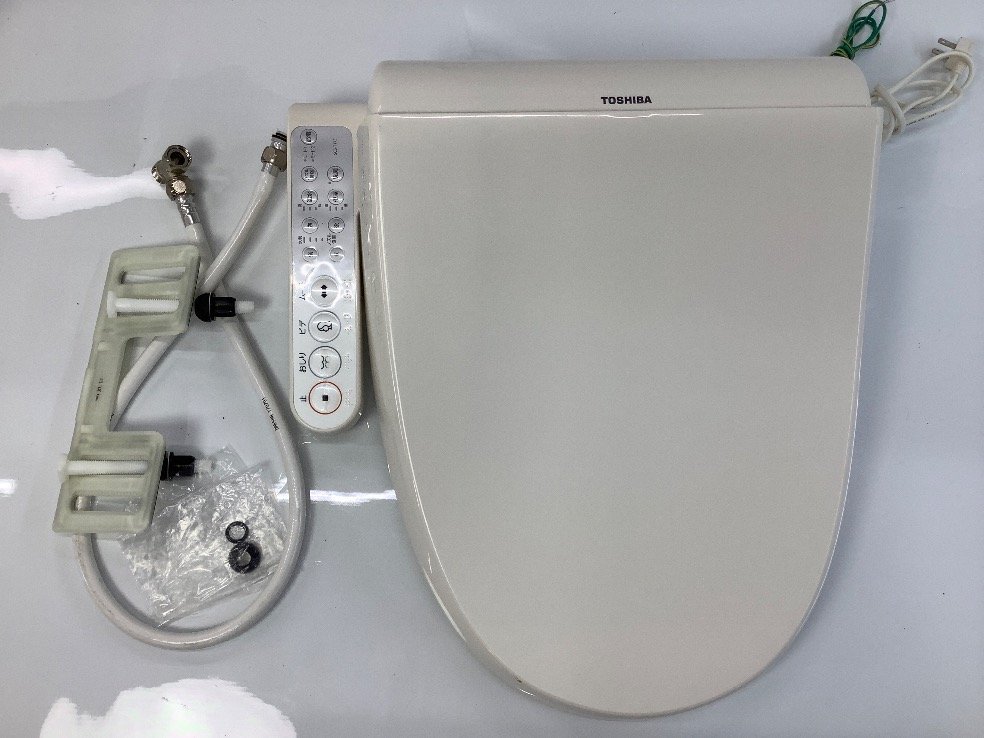 【傷や汚れあり】東芝 温水洗浄便座 SCS-T175 2017年製 動作確認済 実用未チェック ACBF s7 中古品の落札情報詳細 ...