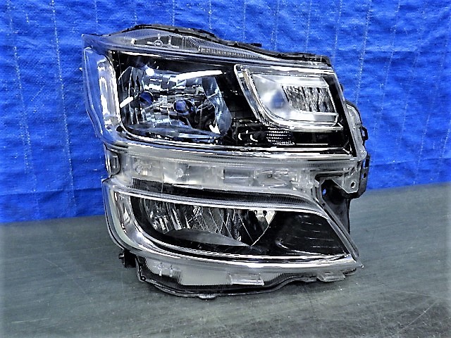 【目立った傷や汚れなし】1734 ワゴンR MH55S ハイブリッド FZ 右ライト LED 100-59375 美品の落札情報詳細 ...