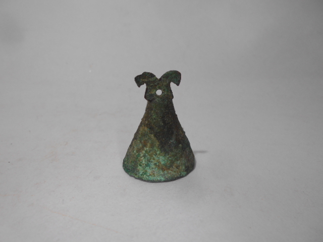 【やや傷や汚れあり】[古都]「イラン・ルリスタン・ブロンズ製2頭の馬形飾りの鈴 BC8~7c（11〜7c）」1万円〜の売り切り処分/検索：楽器 ...