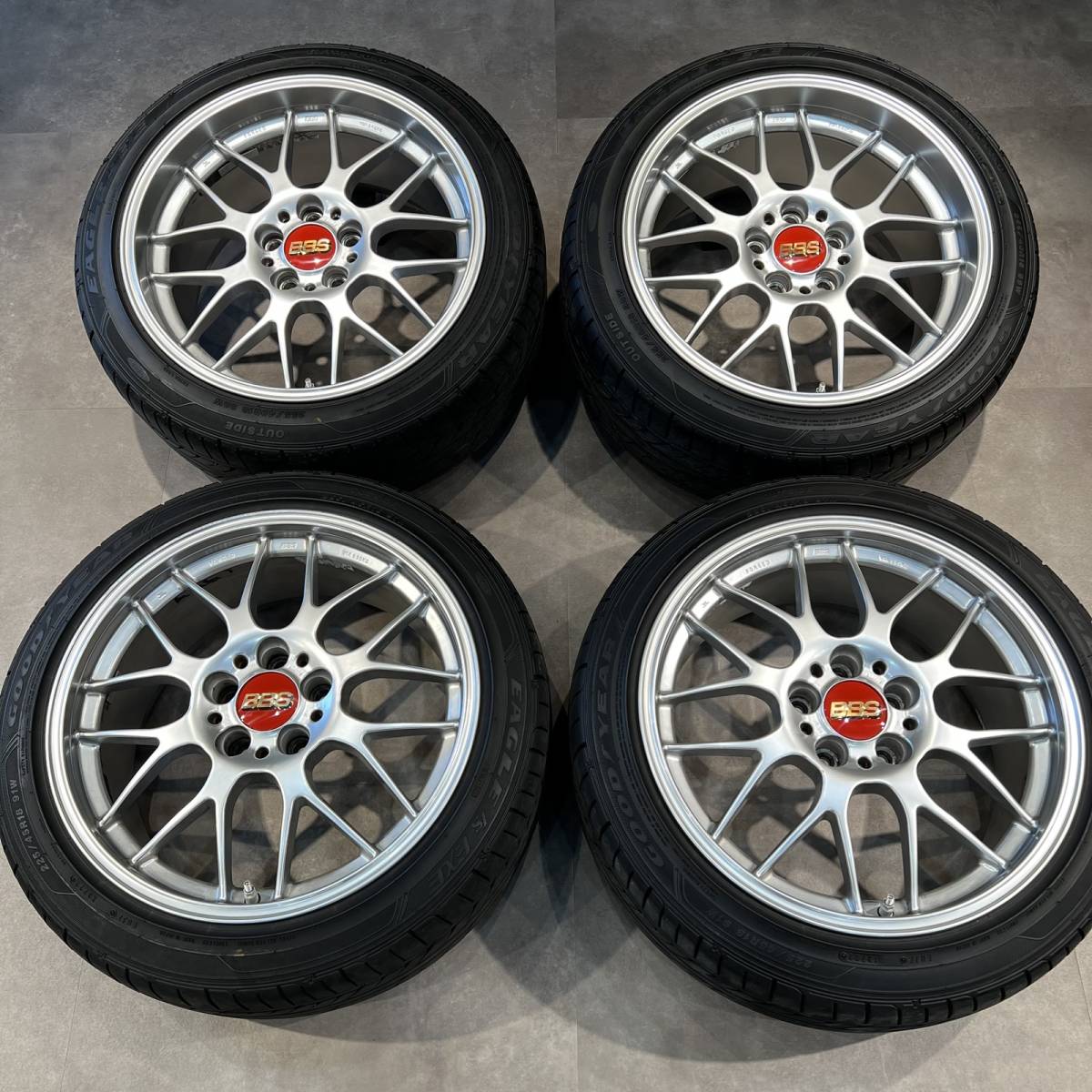 【やや傷や汚れあり】【BBS純正ナット付】BBS RG-R 8.5J+43(RG782) 9.5J+45(RG783) 18インチ 225/45R18 255/40R18 バリ山 RGR ...
