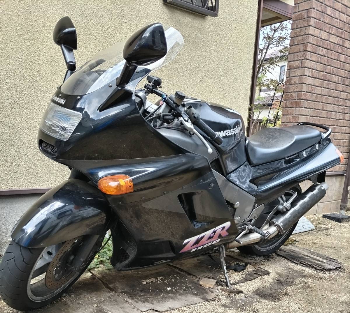【傷や汚れあり】kawasaki ZZR1100 C2 エンジン実動 ギヤ抜け無し 通勤で使用 電装系OKの落札情報詳細 - ヤフオク落札価格検索 オークフリー
