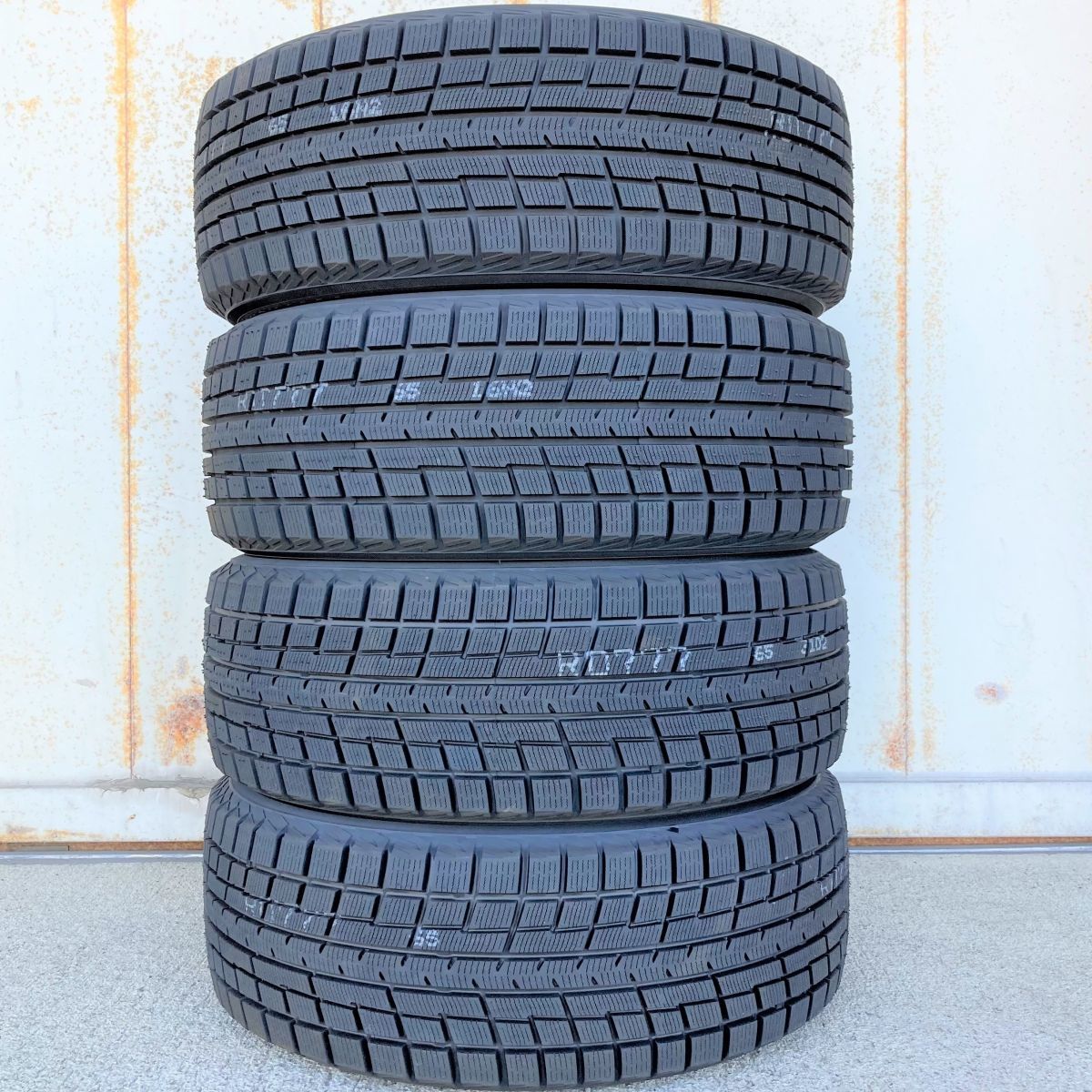 【未使用】送料無料 新品 4本セット (LI0007.8) 225/50R18 95T YOKOHAMA iceGUARD IG52C 冬タイヤ 2022年 225/50/18 スタッドレスの ...