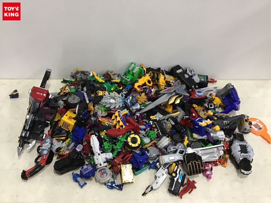 【全体的に状態が悪い】1円〜 同梱不可 ジャンク 仮面ライダージオウ、キョウリュウジャー 他 ガブリボルバー、ジクウドライバー等の落札情報詳細