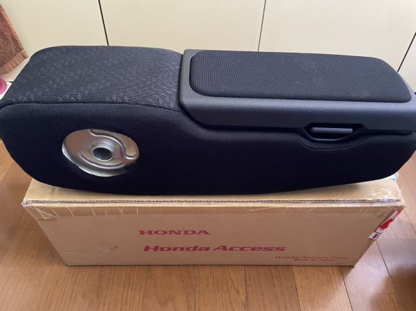 【未使用】[新品/未使用]ホンダ純正 N-BOX JF1 JF2 用アームレスト アームレストコンソール ブラック 黒 オプション エヌボックス NBOX HONDAの落札情報詳細 ...