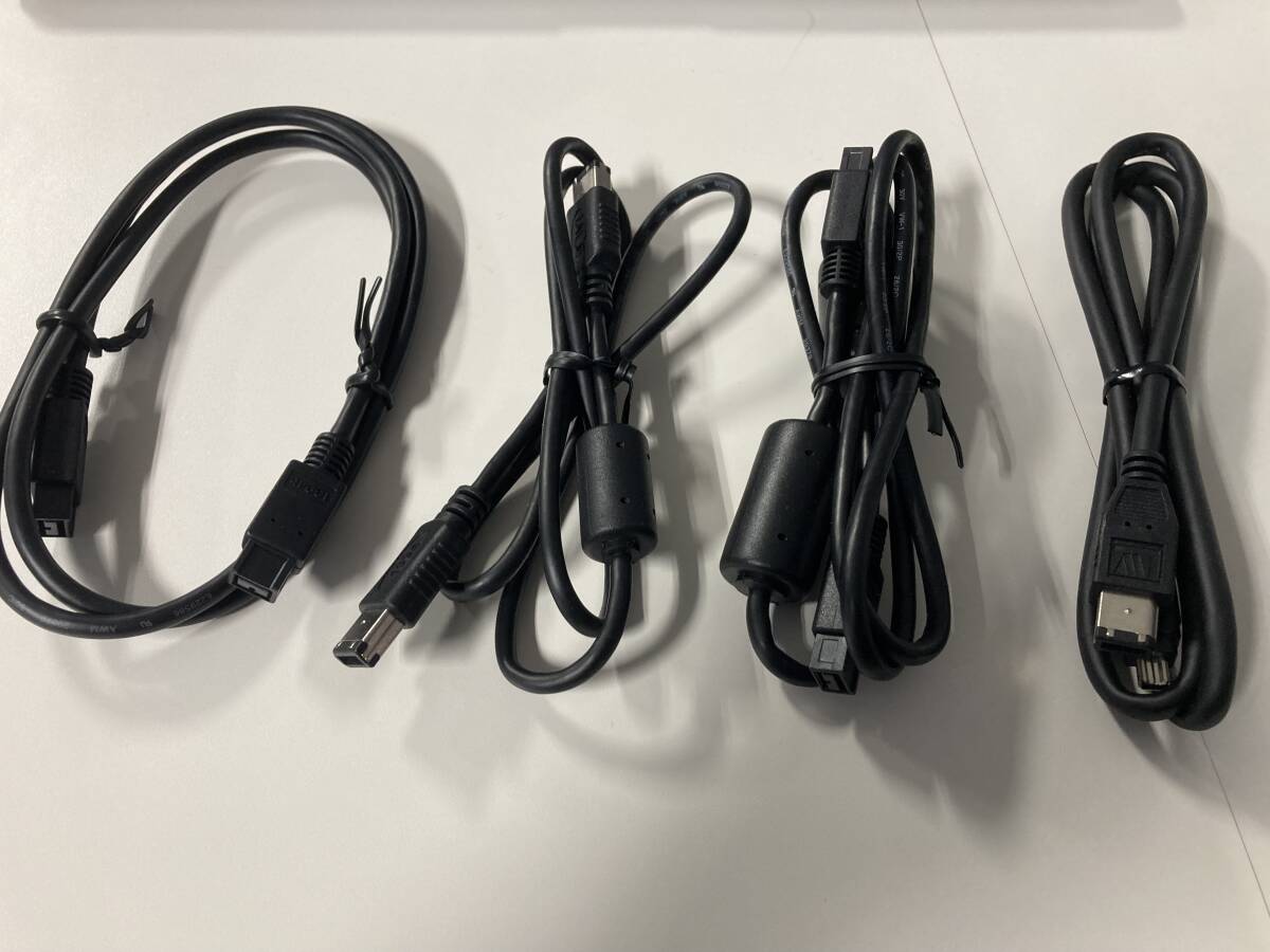 【中古】Apple iSight A1023 M8817 FireWire IEEE 1394 640x480 アップル 純正 WEBカメラの ...
