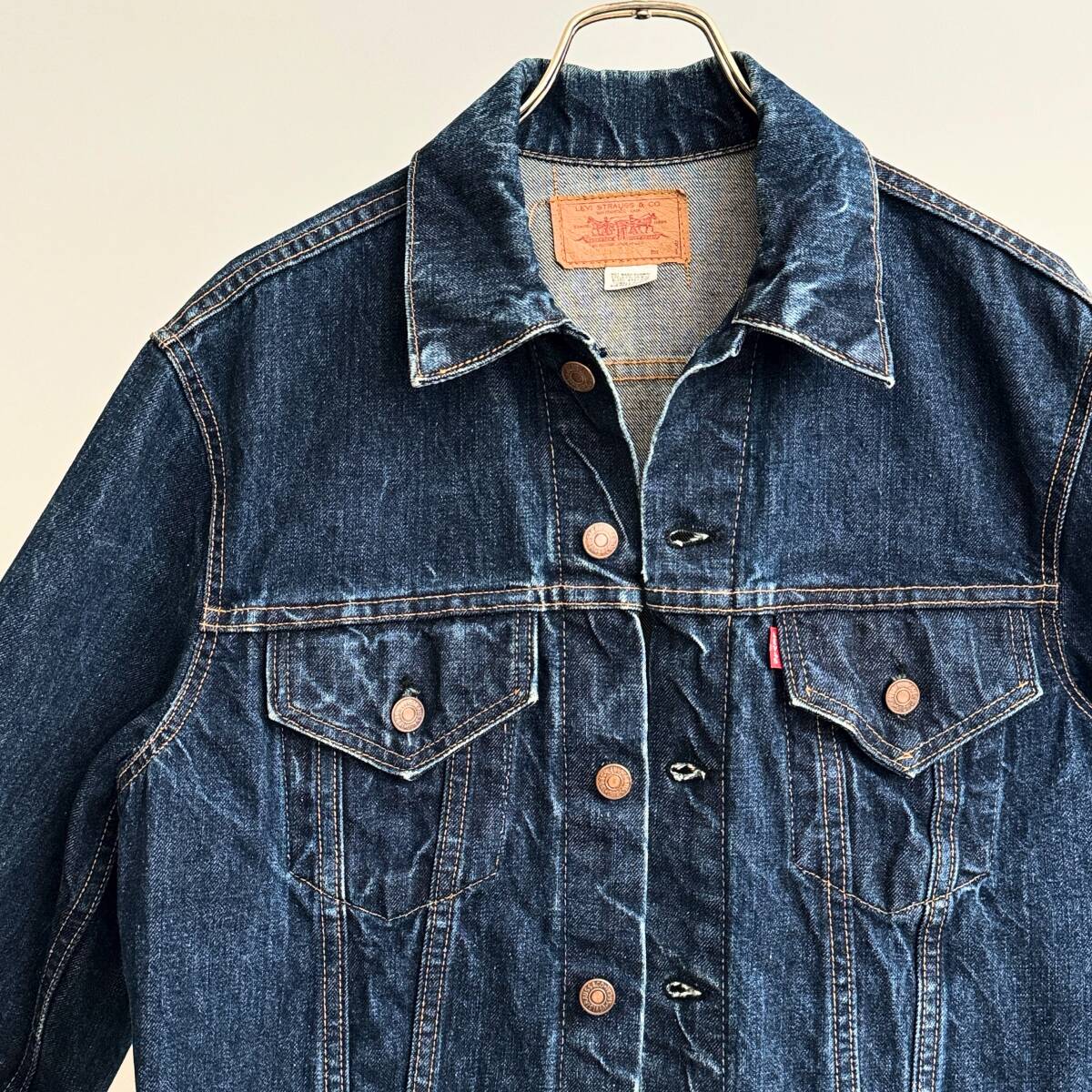 【目立った傷や汚れなし】希少《 Indigo / BiG E / Size 42 》60s 美品【 LEVIS 70505 bigE ビッグE インディゴ デニムジャケット アメリカ製 ...