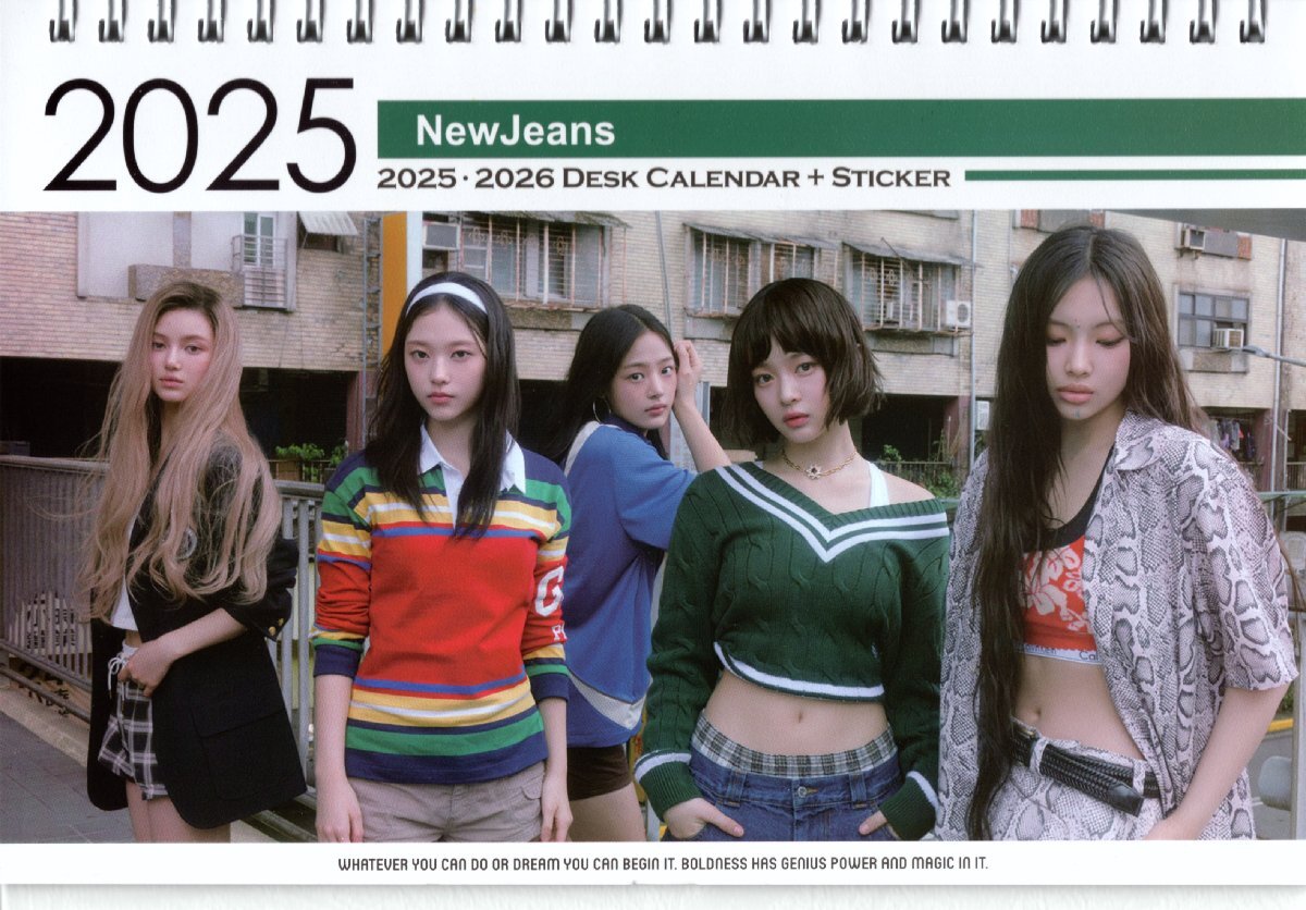 【未使用】NewJeans ニュージーンズ グッズ 卓上 カレンダー ( 写真集 カレンダー ) 2025~2026年 (2年分) + ステッカーシール [12点セット]の落札情報詳細 ...