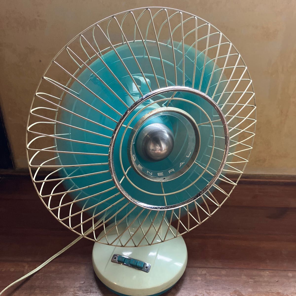 【傷や汚れあり】昭和レトロ 扇風機 GENERAL AC ELECTRIC FAN ゼネラル 30cm エメラルドグリーン 当時物の落札情報 ...