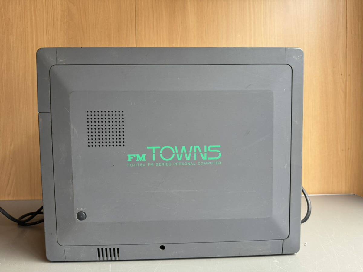 【傷や汚れあり】☆FUJITSU FM TOWNS モデル2F（FMTOWNS-2F） 本体のみ 富士通の落札情報詳細 - ヤフオク落札価格検索 オークフリー
