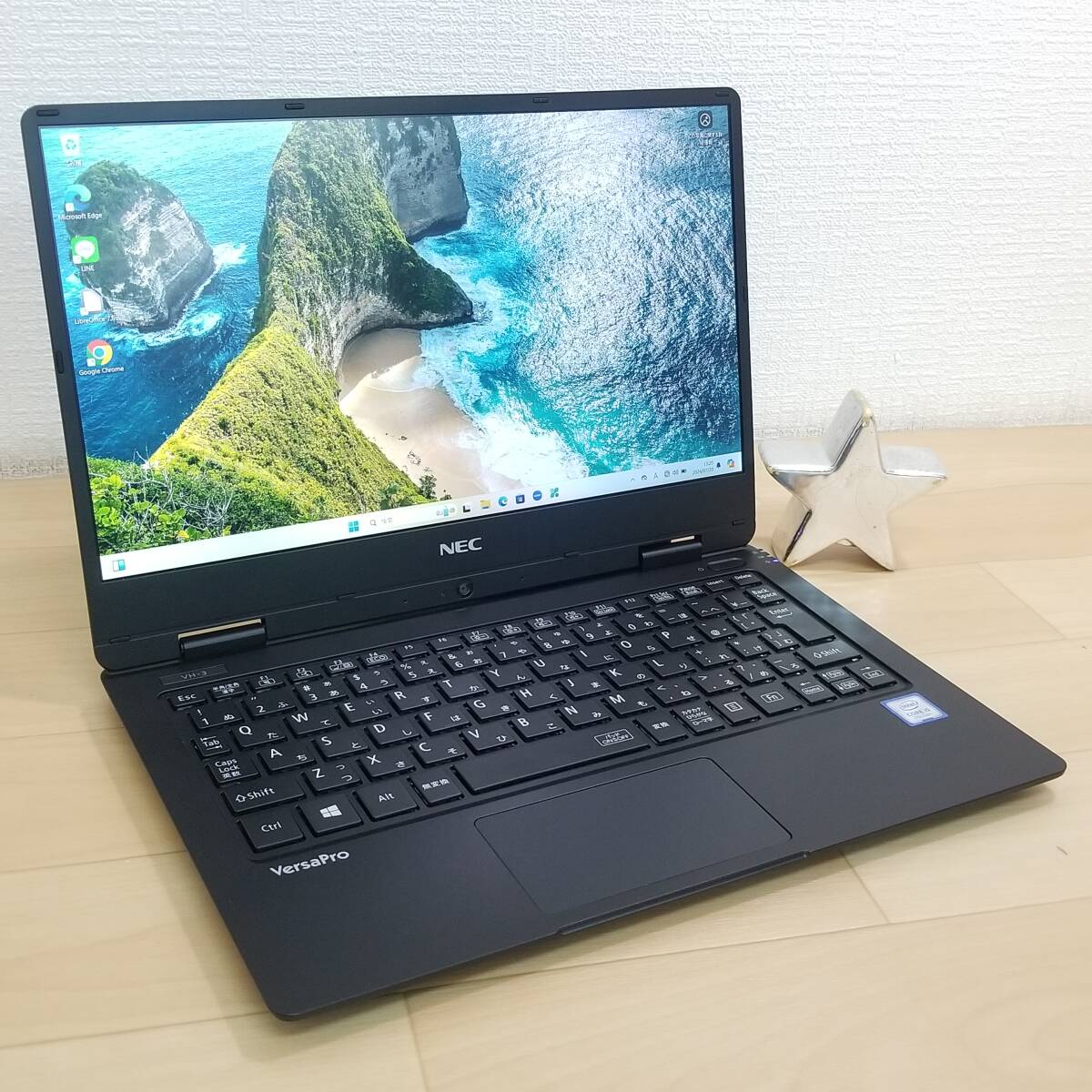 【目立った傷や汚れなし】【限界価格/送料無料】2019年販売モデル/美品/第7世代i5/SSD搭載/メモリ8GB/Webカメラ/Office ...