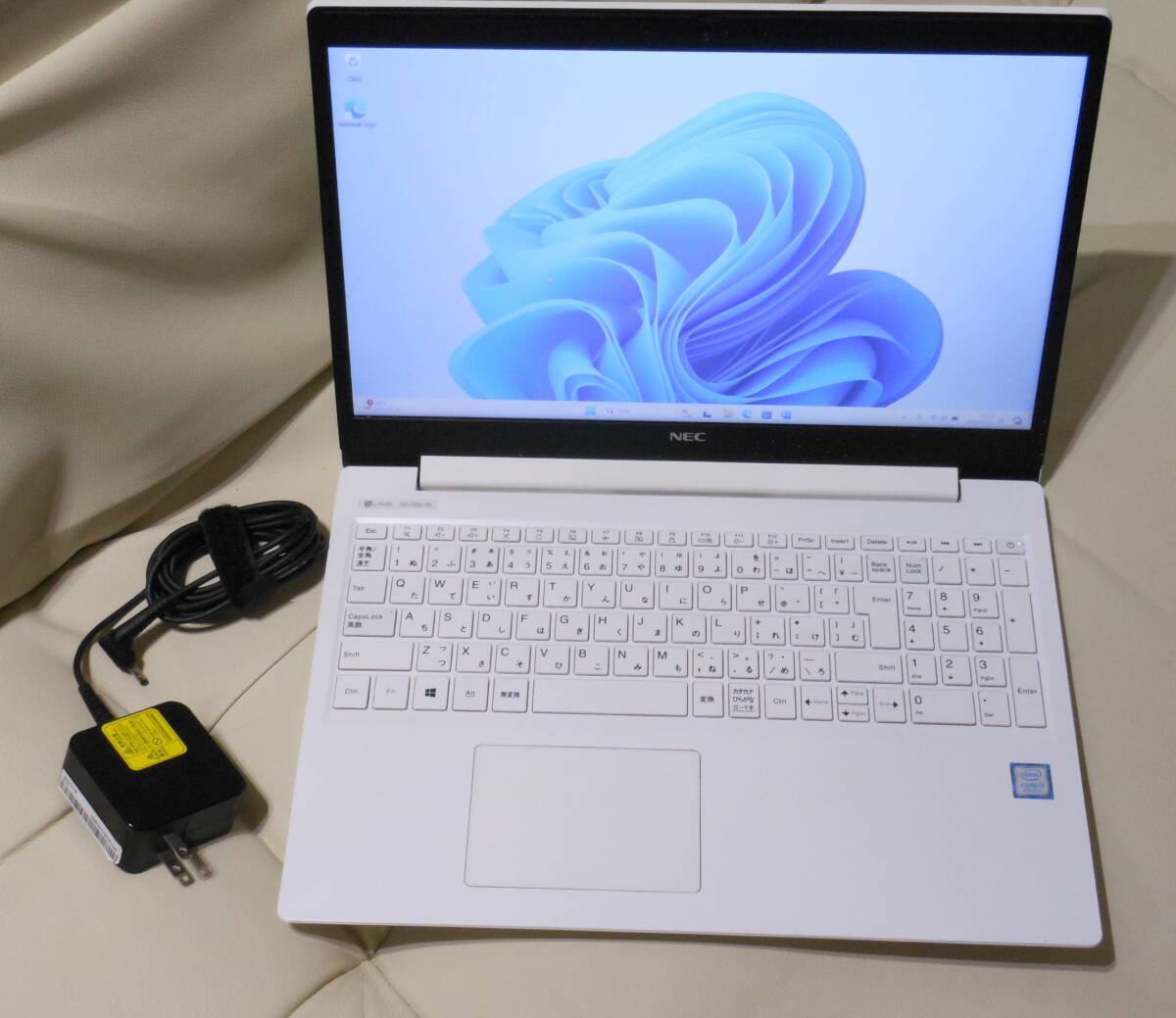 【目立った傷や汚れなし】【新品SSD】NEC NS700/N 第8世代 Core i7-8565U Office 2021/Windows 11の落札情報詳細 - Yahoo!オークション落札 ...