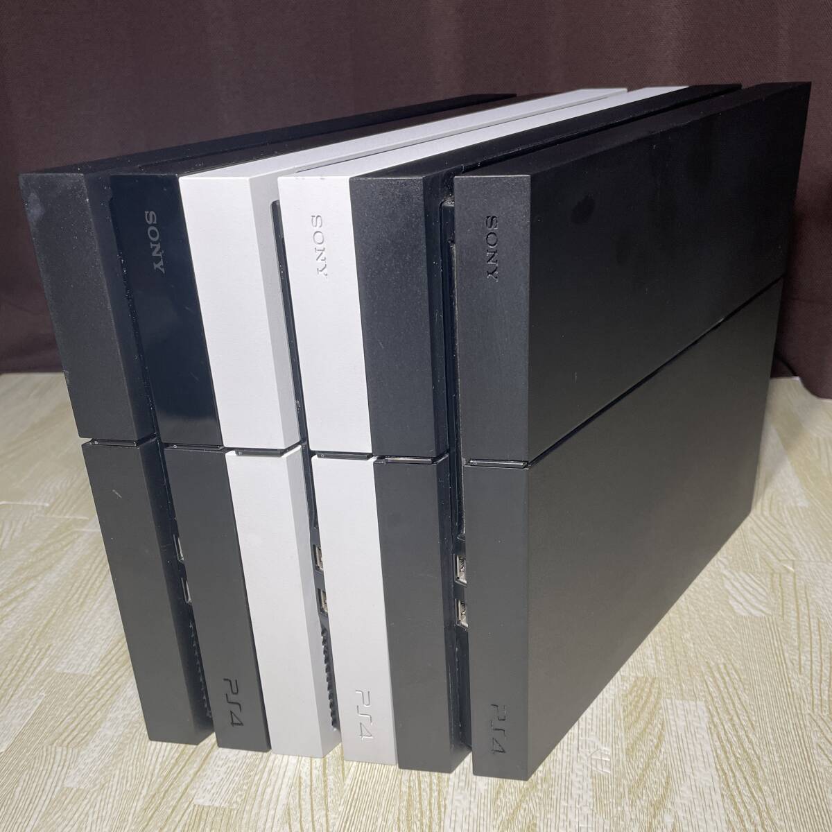 【目立った傷や汚れなし】【動作確認済み】PS4本体 3台セット CUH-1200A×2/1100A×1 HDD 封印3台 プレステ4 PlayStation4 SONY ソニー まとめ 大量 ...