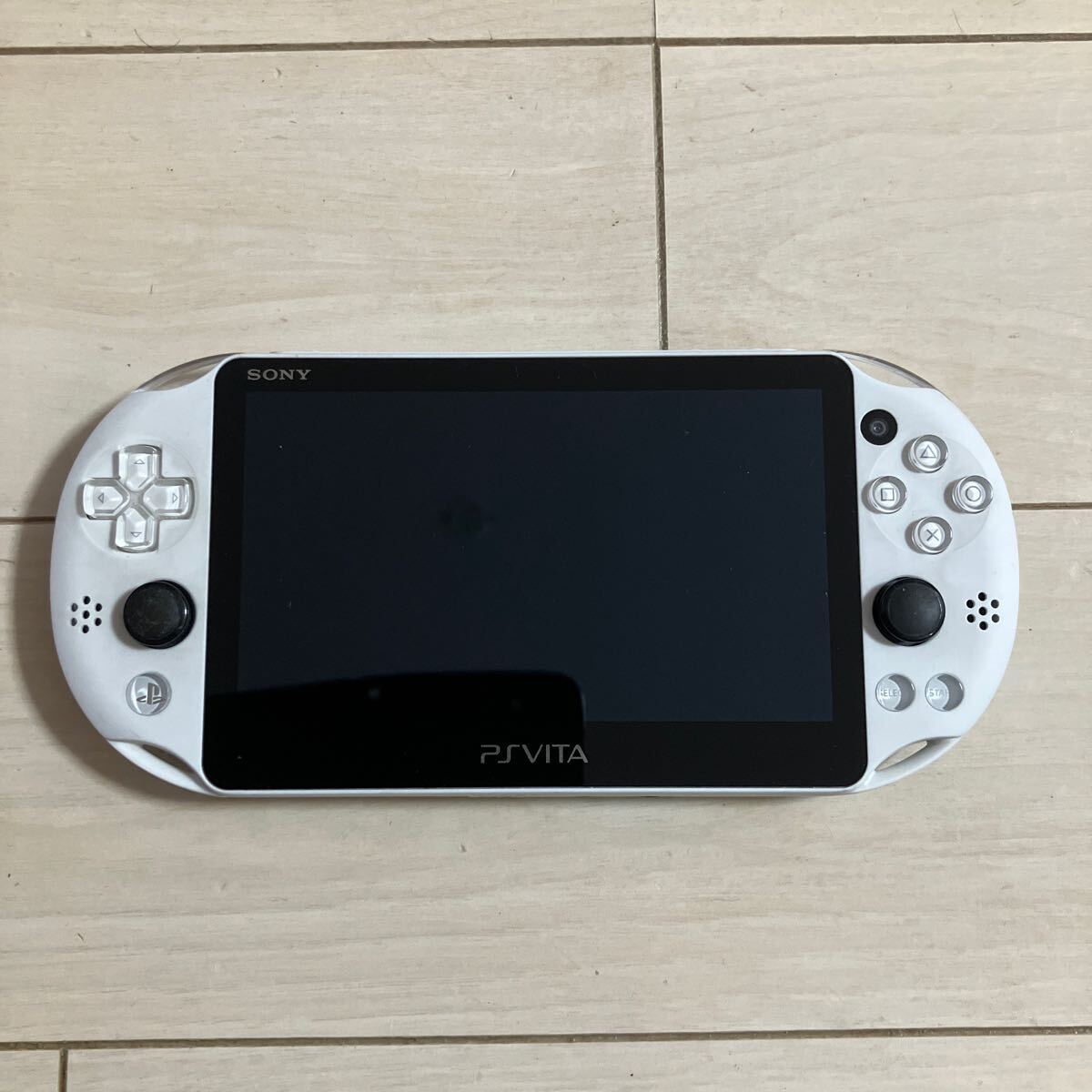 【やや傷や汚れあり】SONY PSVITA PCH-2000 ZA22 1GB 本体 wifi モデル ピーエス ビータ ヴィータ プレイステーション PlayStation PS 通電 ...