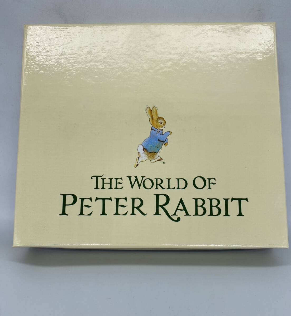 【未使用】THE WORLD OF PETER RABBIT ピーターラビット 金仕上げ スプーン(5P) カトラリー 新品未使用品 EL-250106018の落札情報詳細 - Yahoo ...