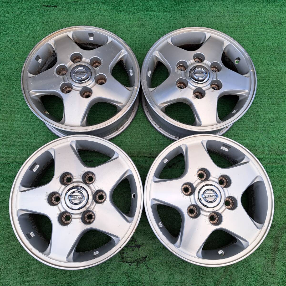 【傷や汚れあり】日産 NV350 キャラバン 純正アルミホイール E26 E25 15×5.5J OFF45 6H P139.7 HB100 JWLTの落札情報詳細 - Yahoo ...