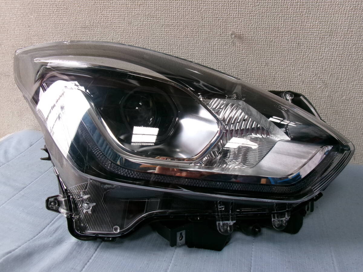 【やや傷や汚れあり】③ スイフト ヘッドライト右 ZC33S ZC83S STANLEY W2967 刻印 SLの落札情報詳細 - Yahoo!オークション落札価格検索 オークフリー
