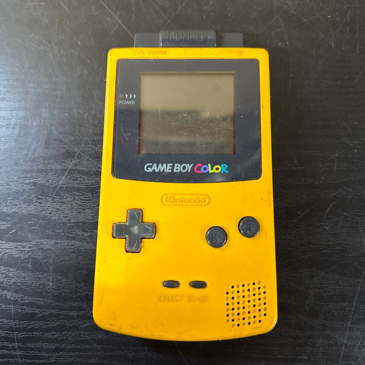【傷や汚れあり】UTN148 Nintendo GAME BOY COLOR GBC CGB-001 ゲームボーイカラー イエロー ポケモンピンボール付き 本体のみ 動作未確認 現状品の落札 ...