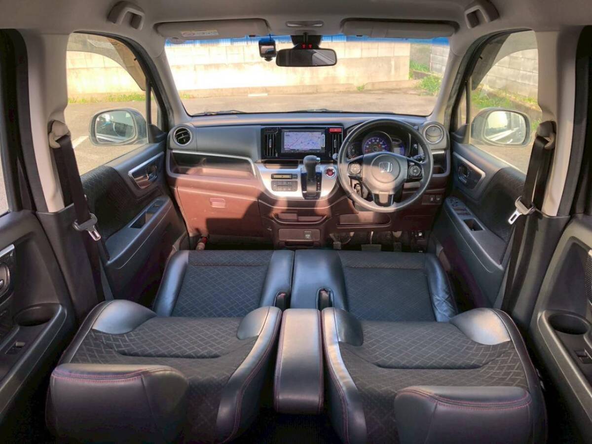 【走行距離 71300 km】GAパッケージ 走行71300㎞ 地デジ&DVD&Bluetooth対応ナビゲーション バックカメラ スマート ...