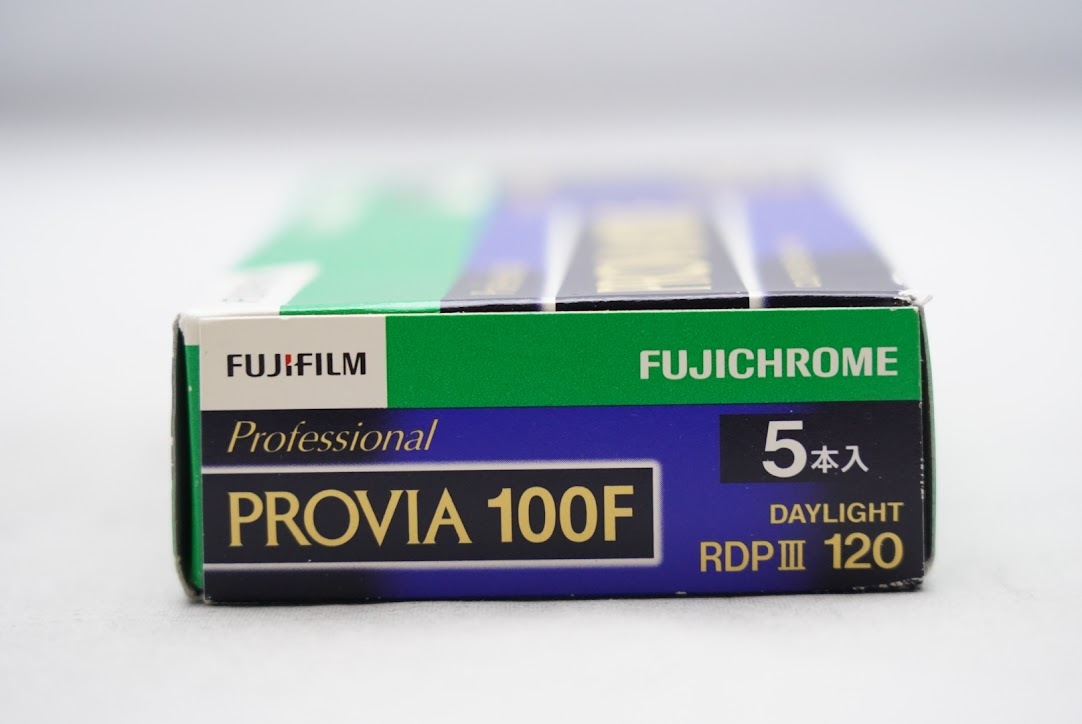 【全体的に状態が悪い】☆未開封・未使用品☆ フジフィルム プロフェッショナル PROVIA 100F FUJIFILM ...