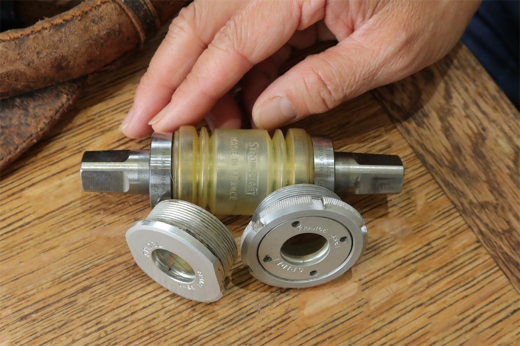 【やや傷や汚れあり】STRONGLIGHT 118mm チタン ボトムブラケット 検) PEUGEOT SIMPLEX TA SPIDEL MAFAC CAMPAGNOLO CINELLI ...