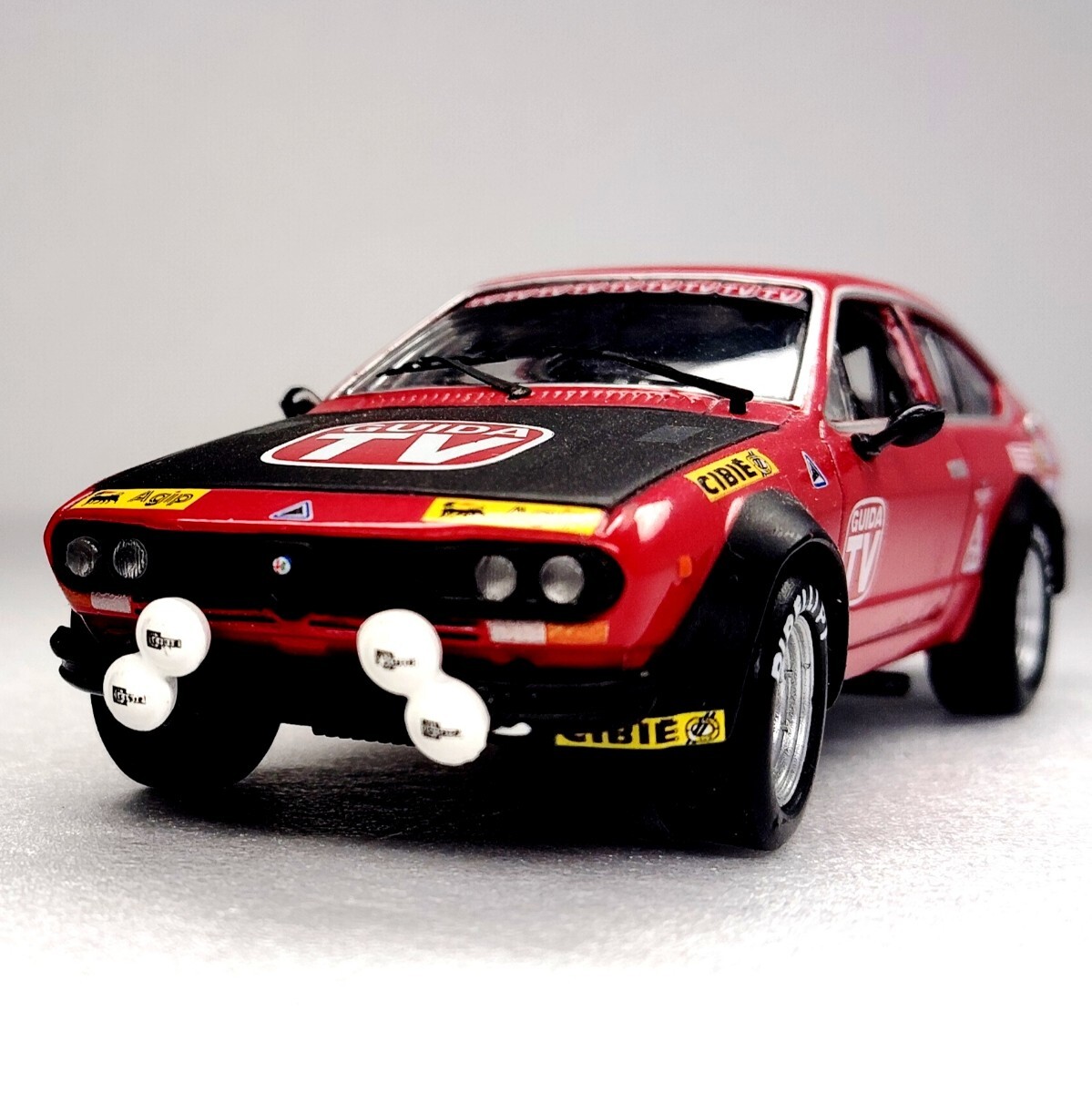 【やや傷や汚れあり】1/43 激レア M4 限定品 アルファロメオ アルフェッタ GTV Alfetta 1976 名車 旧車 Alfa ...