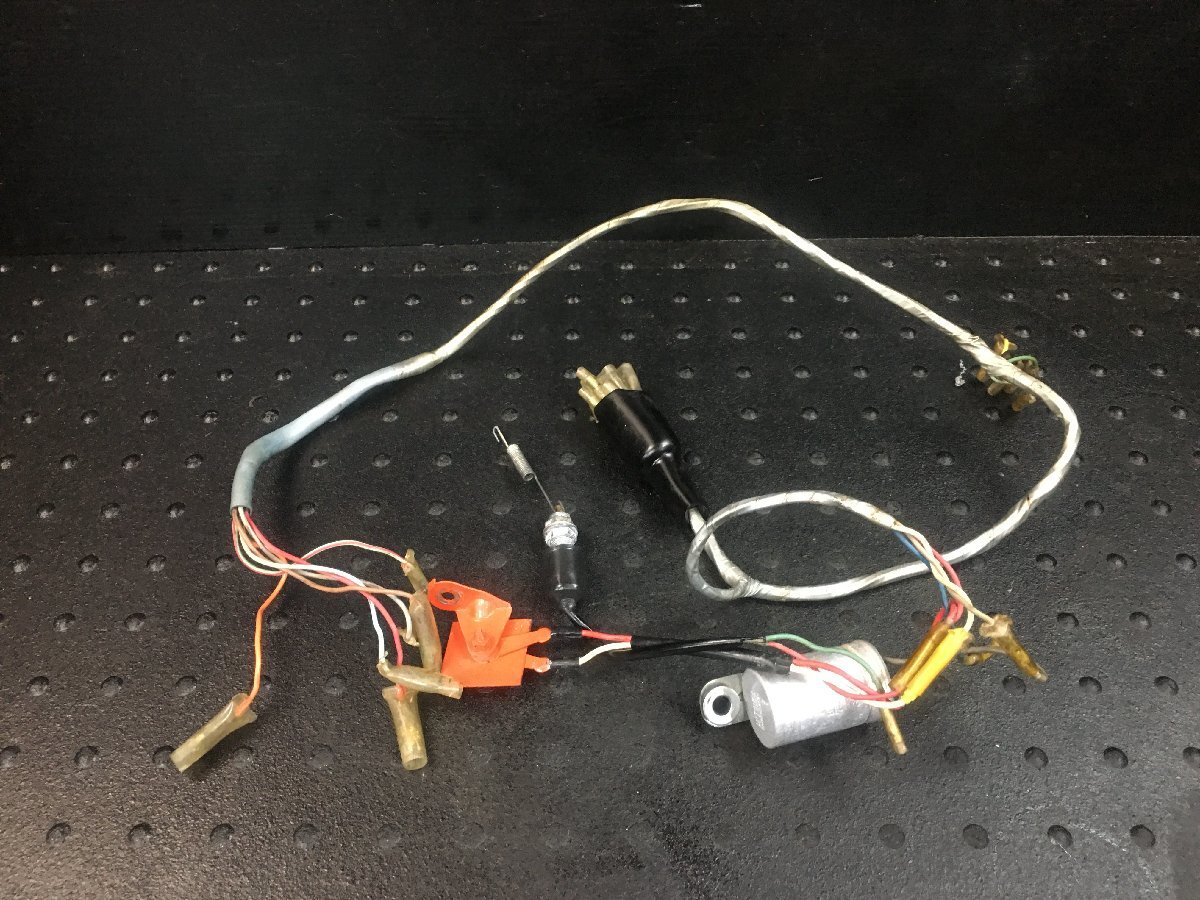 【やや傷や汚れあり】HONDA スーパーカブ C65 メインハーネスASSY セレン ウインカーリレー （検索 C90 C100 C102 C105 CD105 6V ヤレ 1964年 絶版 ...