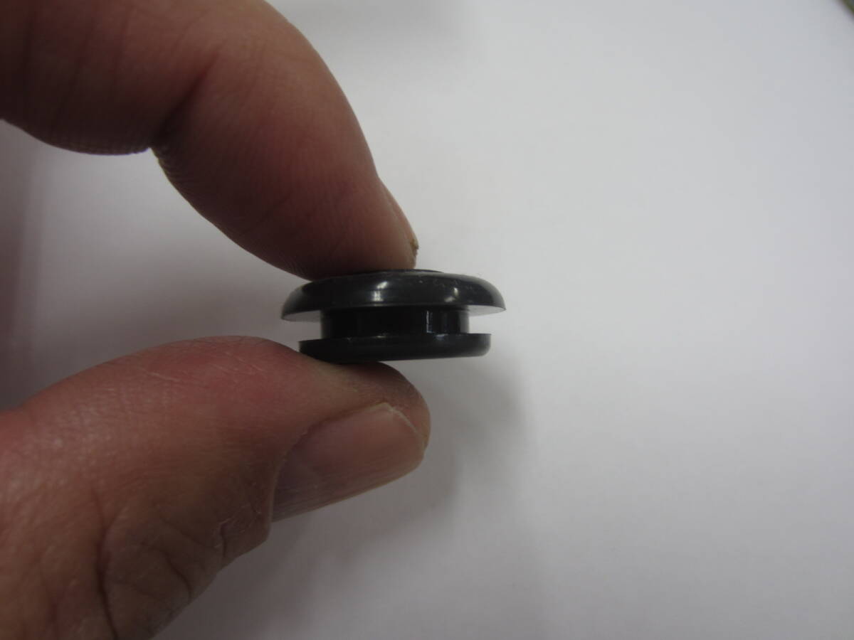 【未使用】スバル360 フロアドレーンプラグ フロア穴 床穴 フロア ドレーン プラグ メクラ グロメット 栓 穴埋め 目隠し ヤングSS ヤングS SDX DXの落札情報詳細 - Yahoo ...