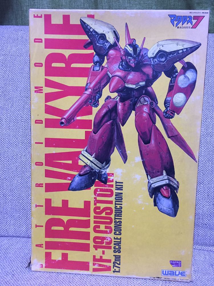 マクロス ガレージキット WAVE FIRE VALKYRIE VF-19 CUSTOM 定価12800円 未組立 ファイヤーバルキリー 箱難ありの落札情報詳細 - ヤフオク落札価格検索 オークフリー