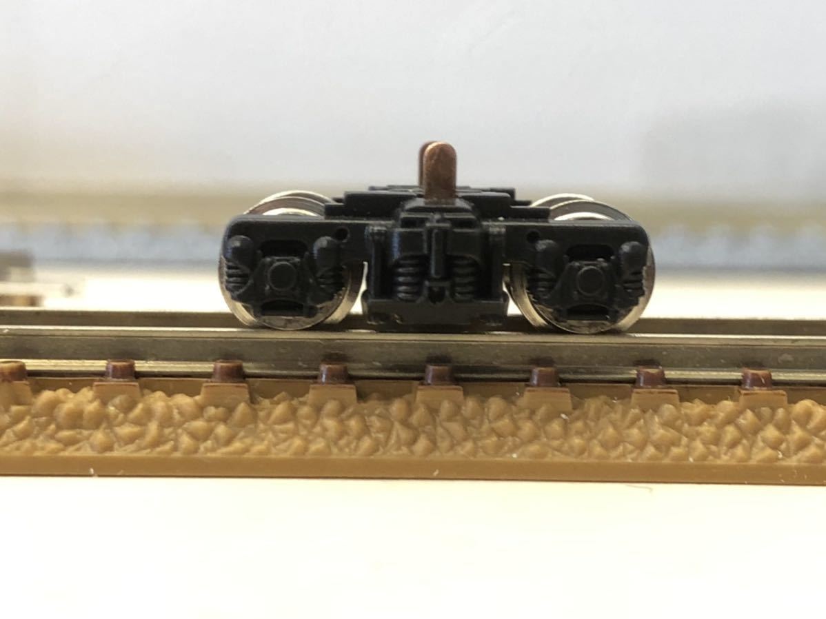 NゲージKATOクハ103台車TR201？ピン止め付(ビス式も使用可)カプラーポケットなし中古製品取り外し鉄道模型部品の落札情報詳細 ...