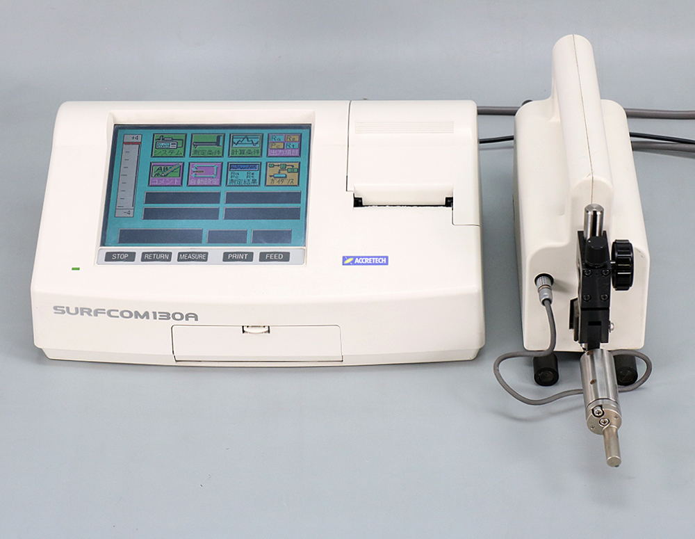 表面粗さ測定器 サーフコム SURFCOM 130A 東京精密 ACCRETECH 通電確認済 現状渡し タッチパネル操作 カラー表示【中古 ...