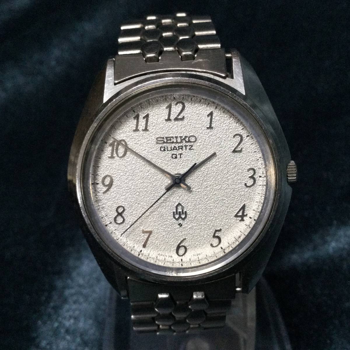 308/18 182925 SEIKO QUARTZ QT 38-7030 530428 シルバーカラー 不動 セイコー 腕時計の落札情報詳細 ...