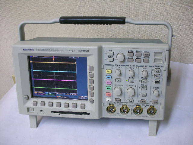 【傷や汚れあり】J633 Agilent アジレント DSO6034A ディジタルオシロスコープ Oscilloscope 300 MHz 4 ...