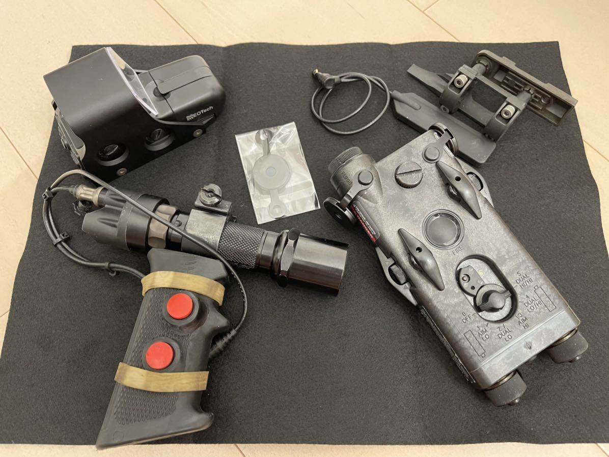 実物 SUREFIRE M25 マウント フラッシュライト ウェポンライト オールドスクール トレポン PTW の落札情報詳細| ヤフオク落札 ...