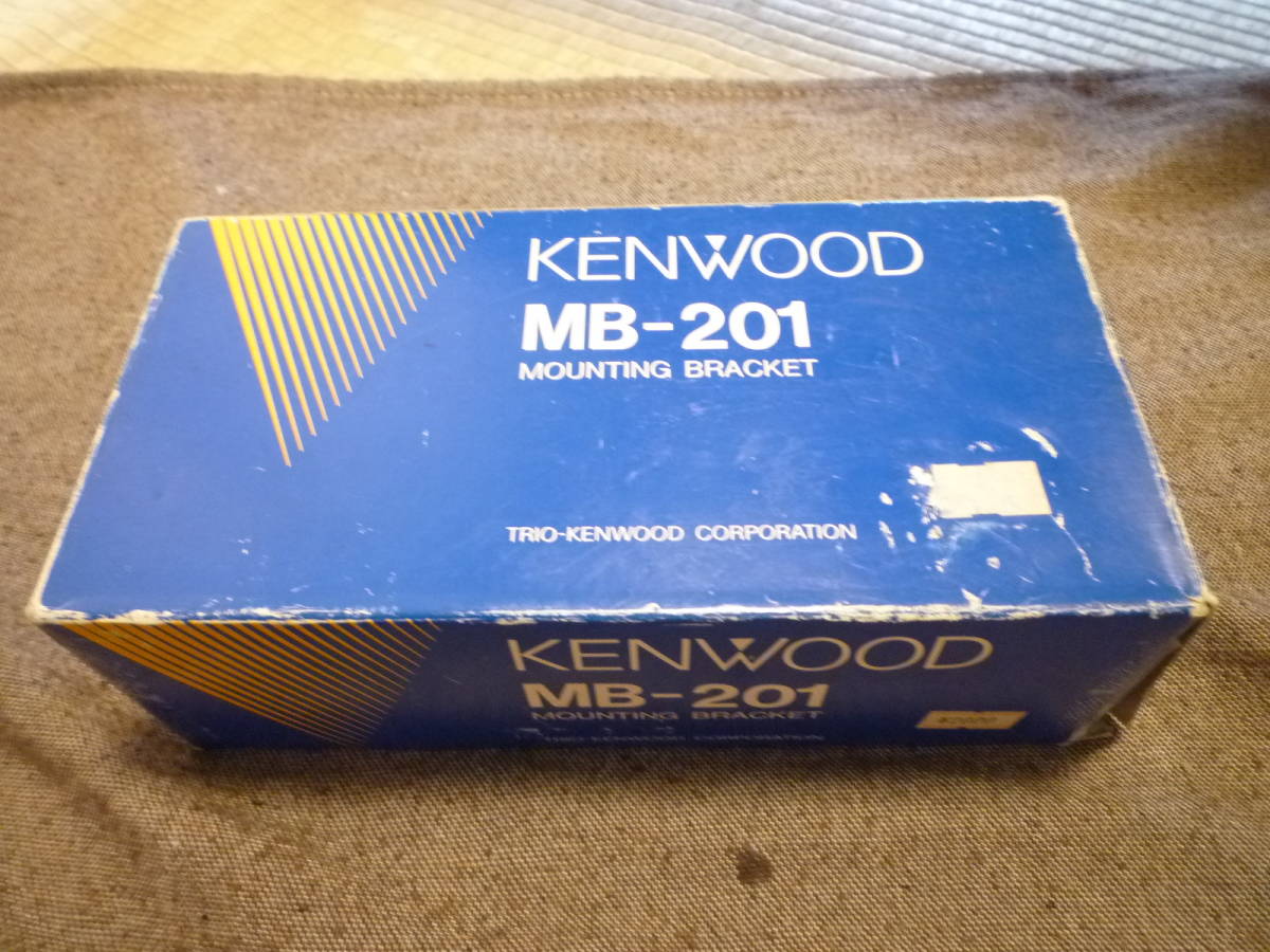 【傷や汚れあり】KENWOOD ケンウッド MB-201 MOUNTING BRACKET ワンタッチ脱着式車載アングル TMシリーズ ワン ...