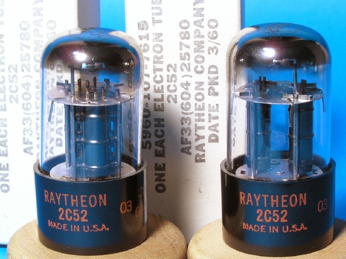 【やや傷や汚れあり】RAYTHEON 2C52 12AX7のGT管 新品元箱入2本組の落札情報詳細 - ヤフオク落札価格検索 オークフリー
